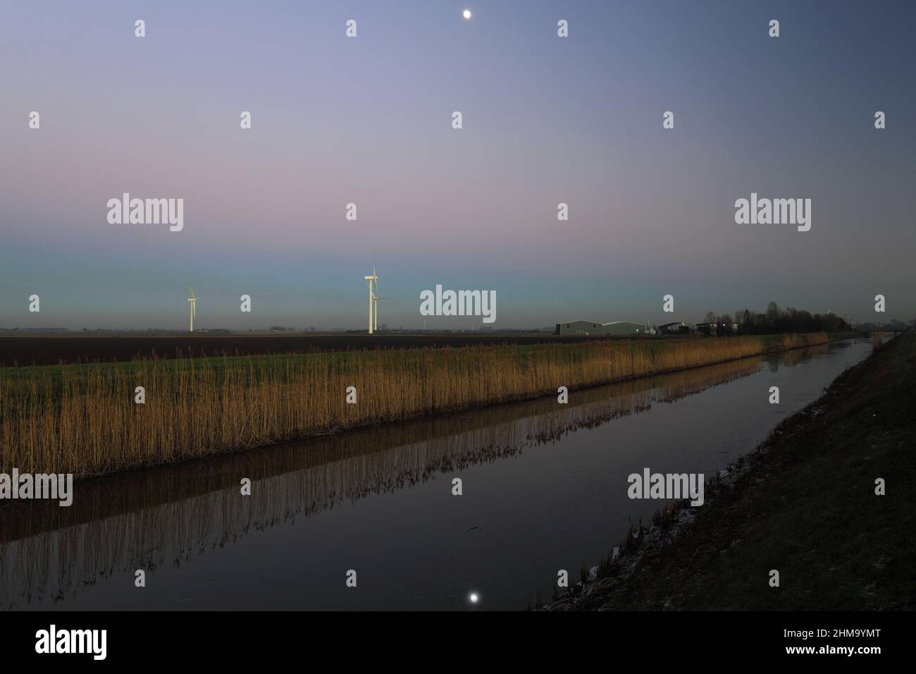 Summer sunset over the Old river Nene near March town; Cambridgeshire ...