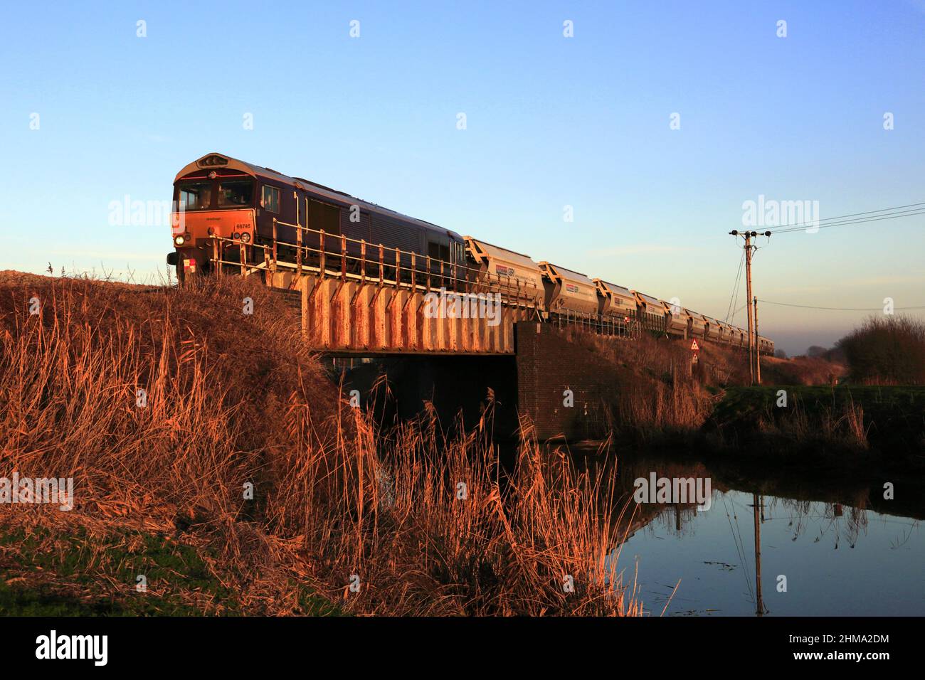 GBRF 66746 Diesel powered freight train near Whittlesey town train ...