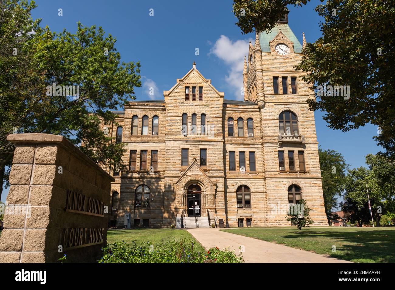 Exterior of the Knox County Courthouse in Galesburg, Illinois Stock Photo - Alamy