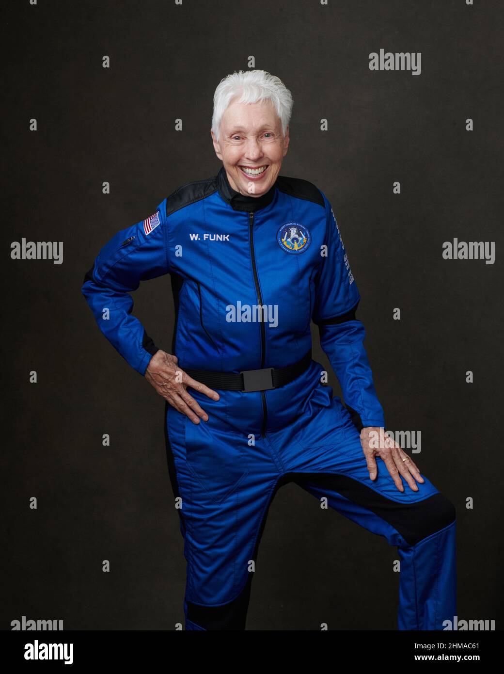 Amazon founder J. Bezos will be accompanied on the Blue Origin journey ...