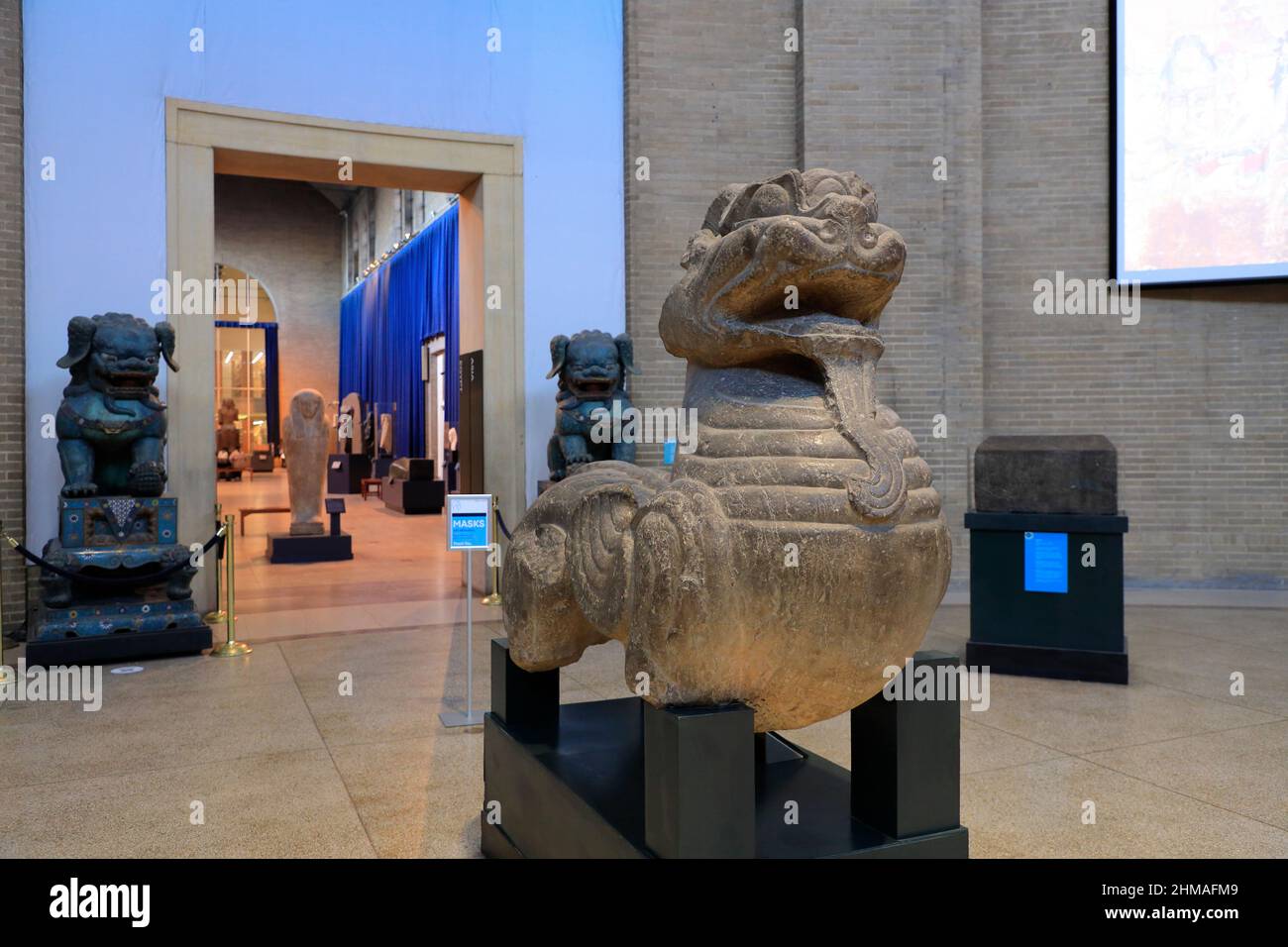 Exhibition in Chinese Rotunda in Asia Galleries of Penn Museum ...