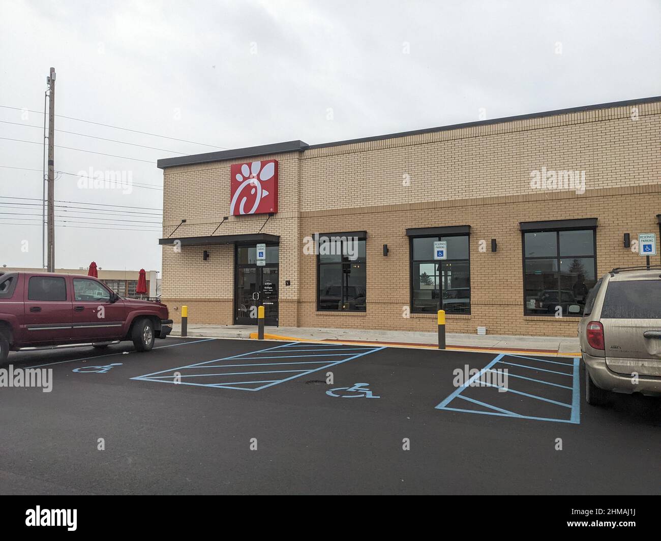 Parking lot of the Chick Fil A Restaurant Stock Photo - Alamy