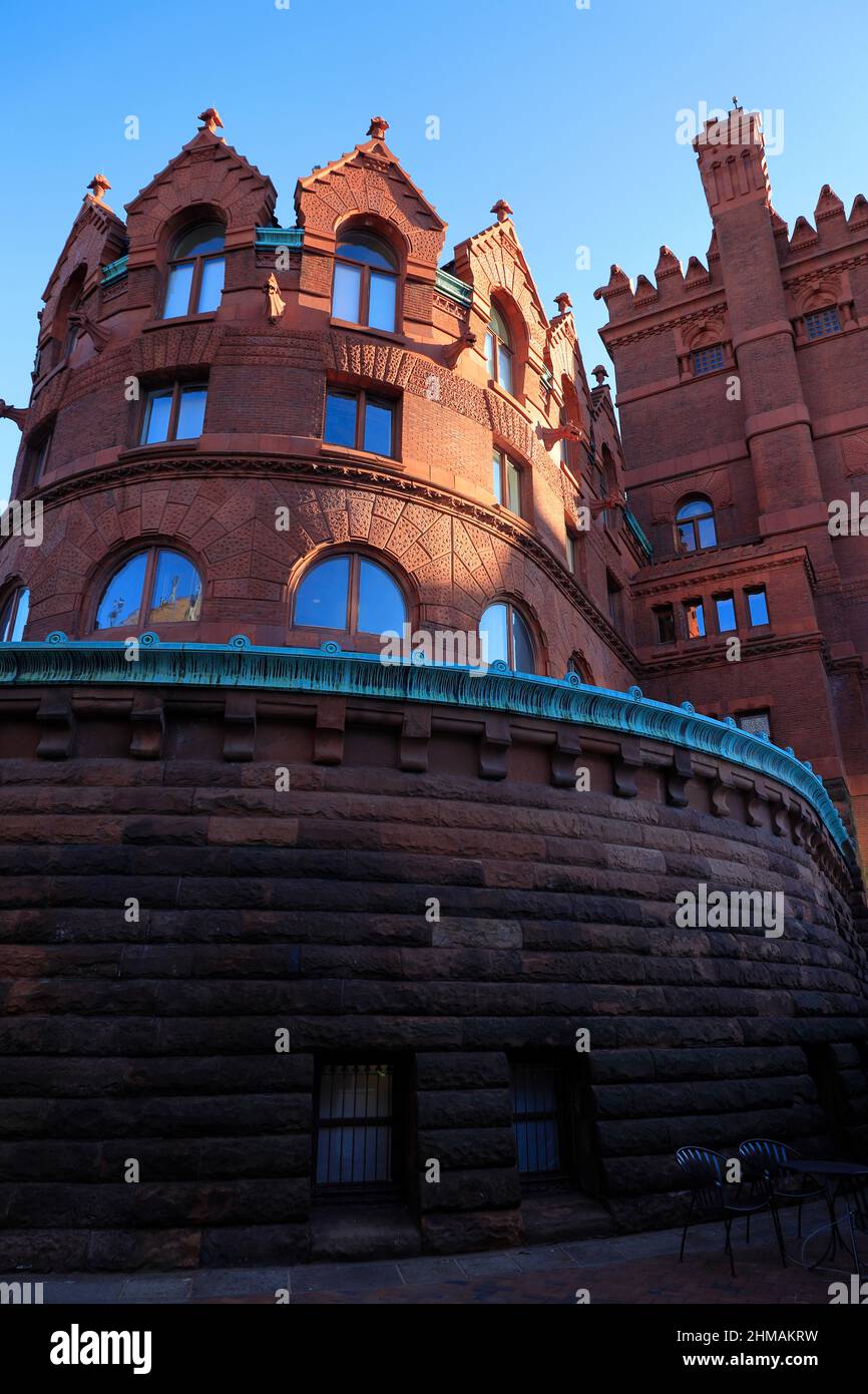 Fisher Fine Arts Library and Arthur Ross Gallery building in University ...