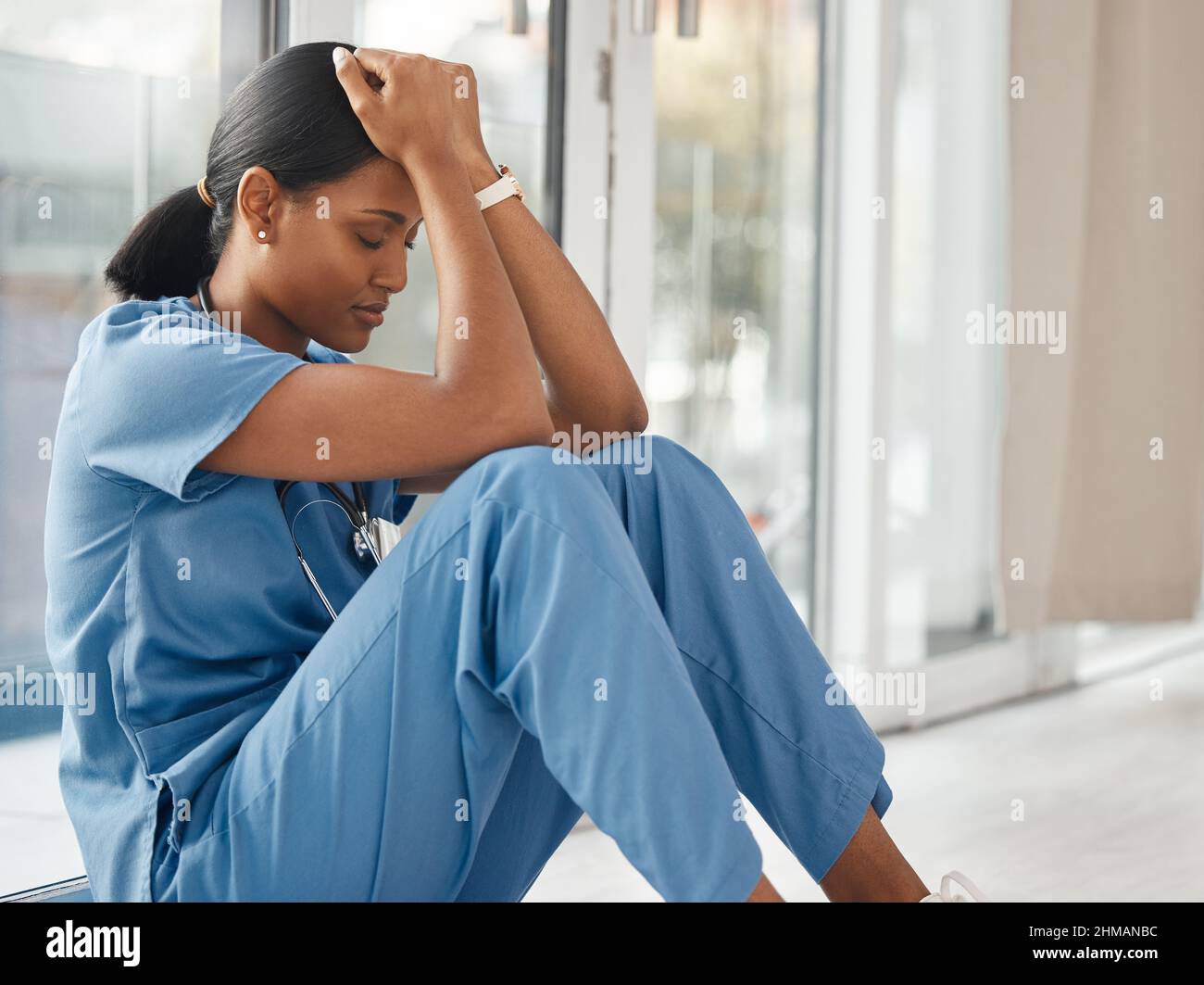 Indian woman crying hi-res stock photography and images - Alamy