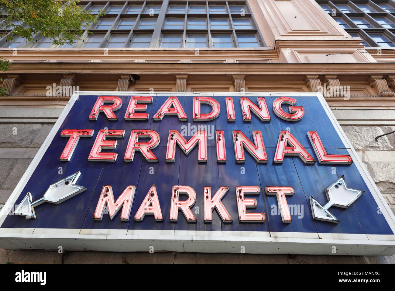 Reading terminal market exterior hi-res stock photography and images ...