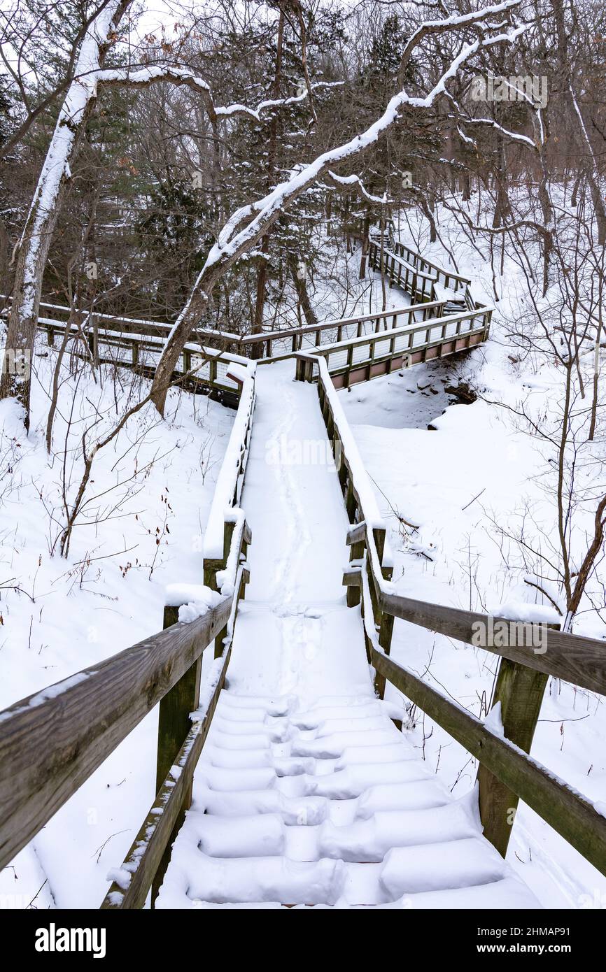 Snow and ice covered trails after a winter storm. Starved Rock state ...