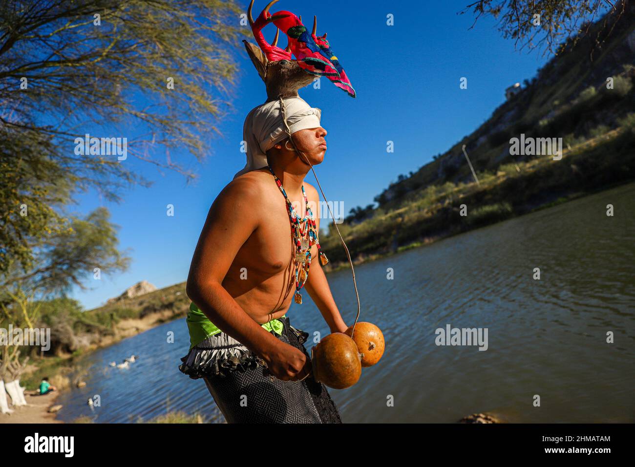 Danza del venado hi-res stock photography and images - Alamy