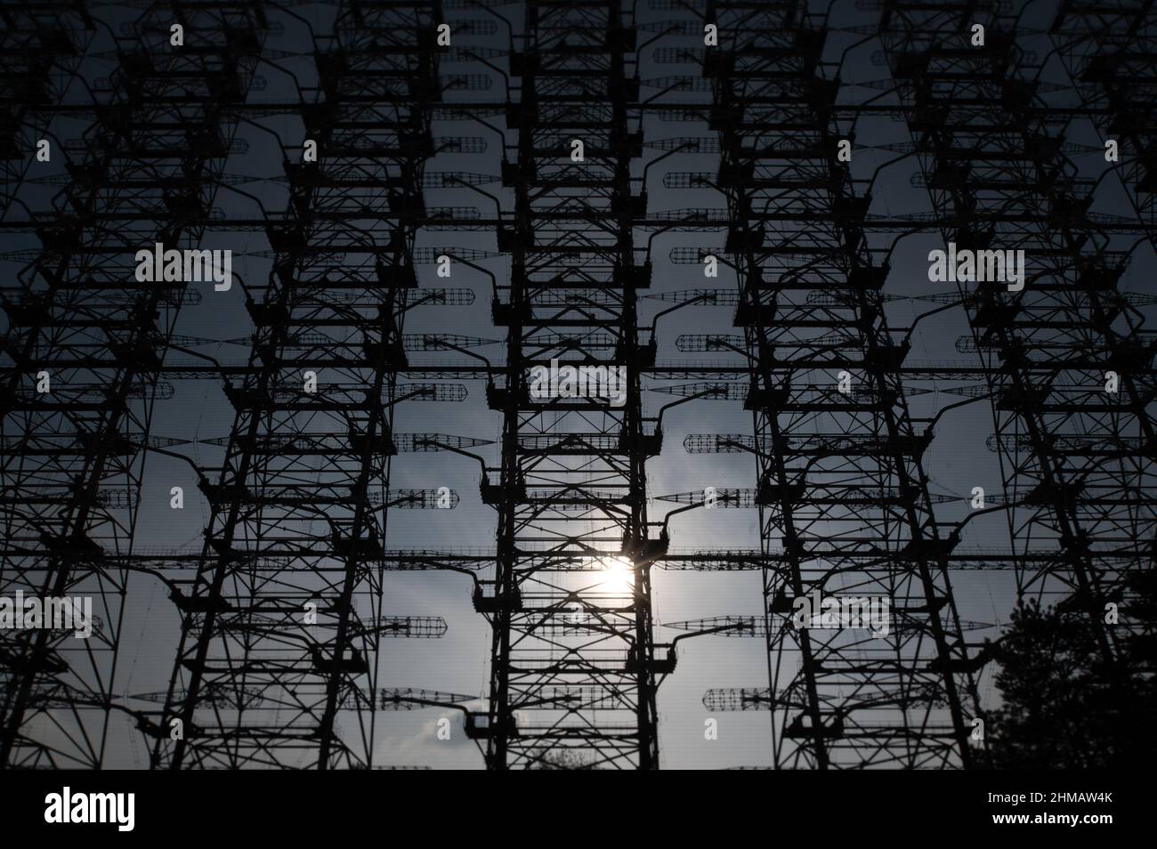 The powerful Duga array was a secret Soviet over-the-horizon radar ...