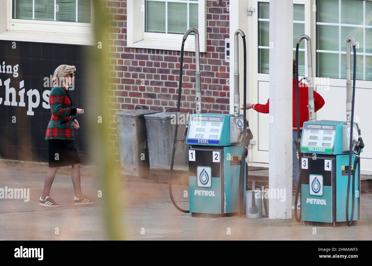 Princess diana and prince charles dance hi-res stock photography and ...