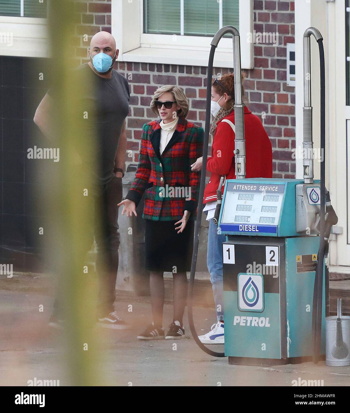 firo : 25.02.2021 country and people, Dvºlmen, dance school, scene gas ...