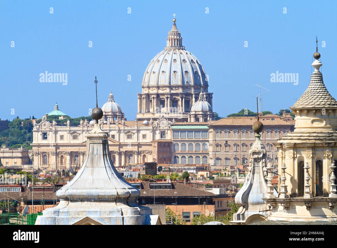 Domes in the vatican hi-res stock photography and images - Alamy