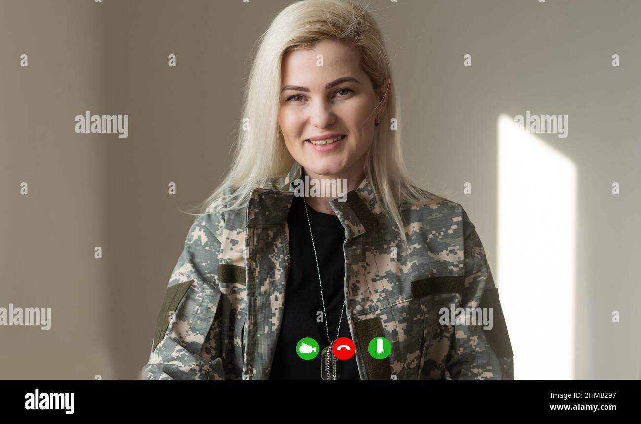 Video conferencing call center hi-res stock photography and images - Alamy