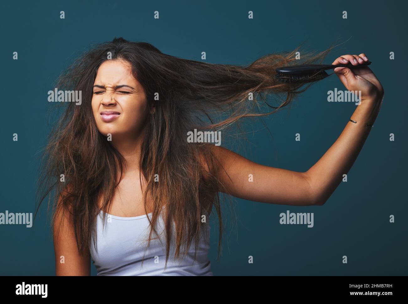 Hair grip hi-res stock photography and images - Alamy