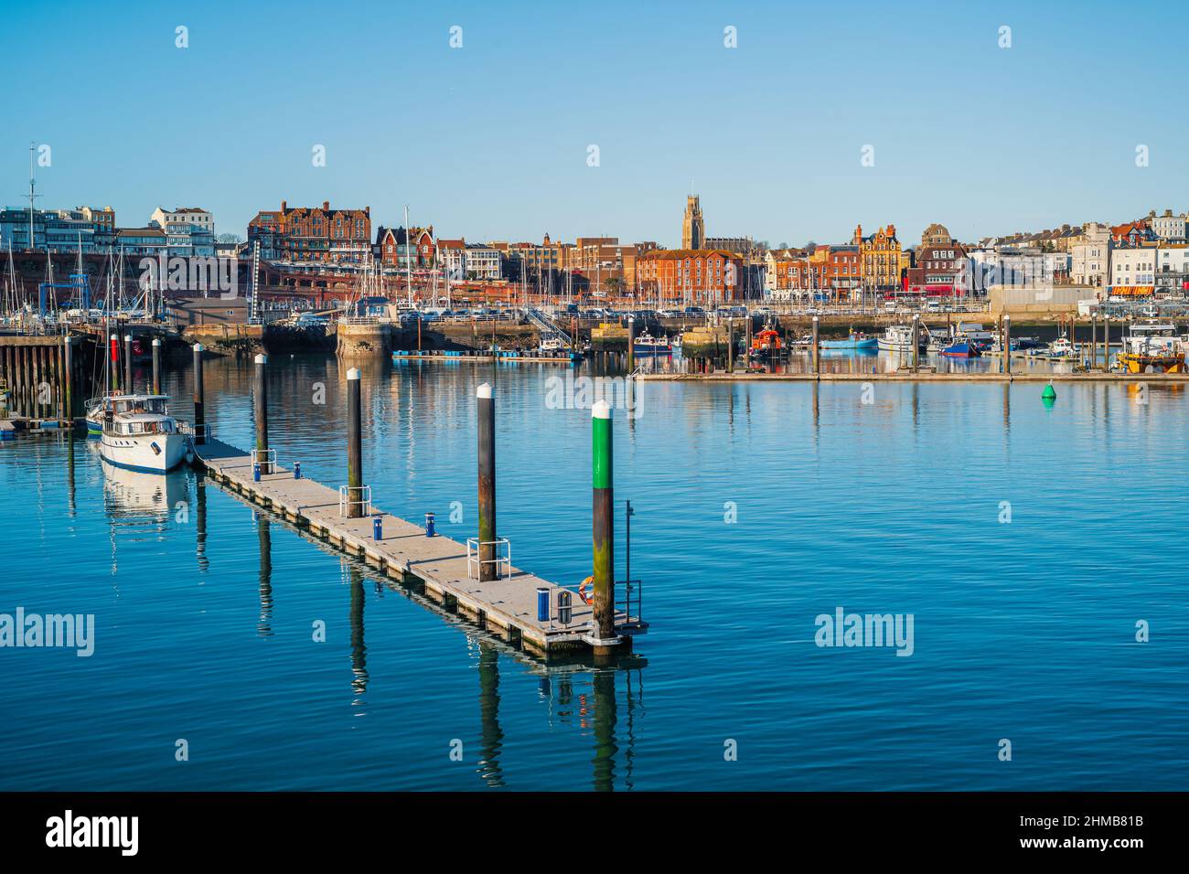 Jetty walkway and mornings in Ramsgate Royal Harbour. The impressive ...