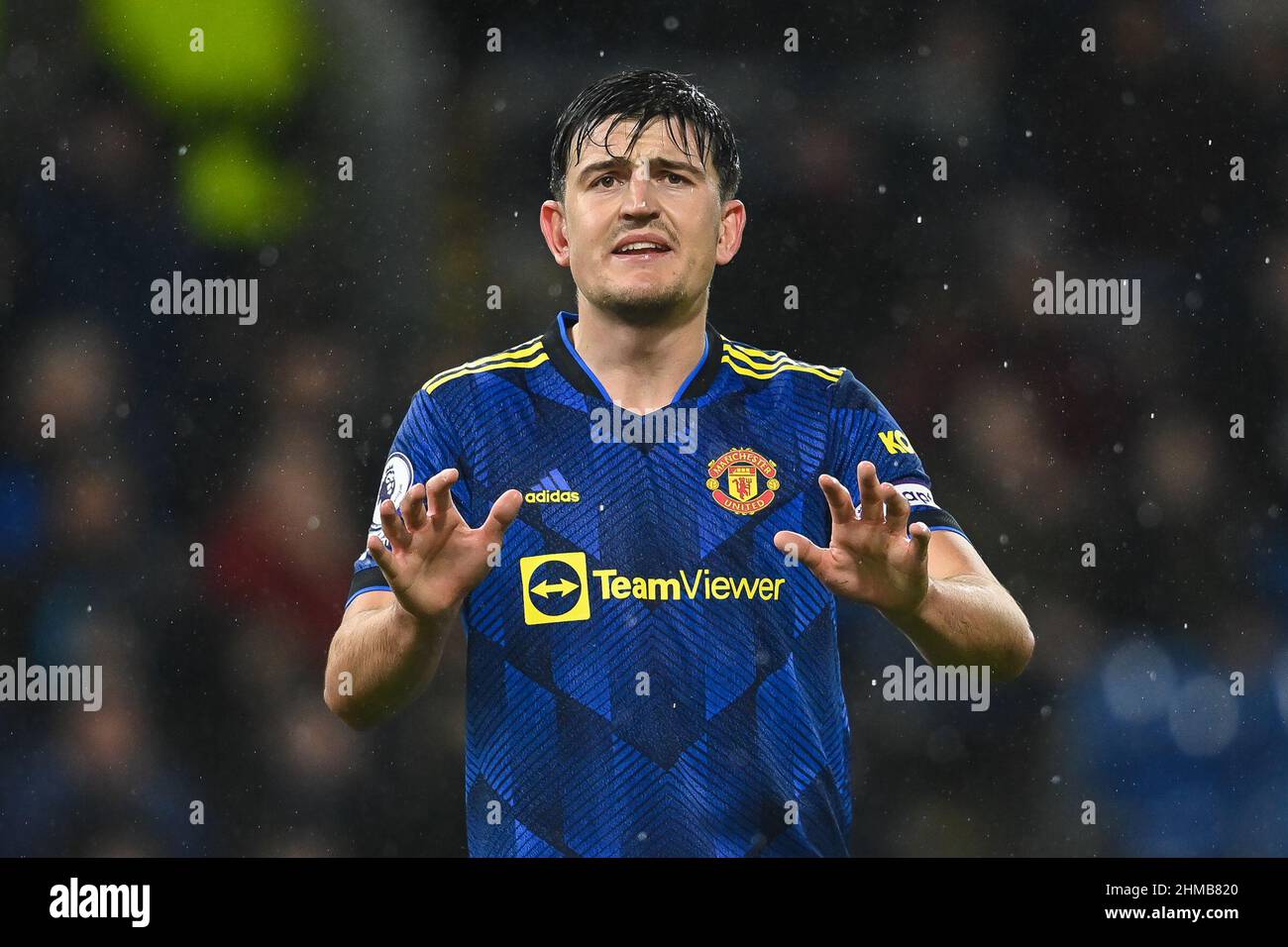 Harry Maguire #5 of Manchester United gives his team instructions Stock ...