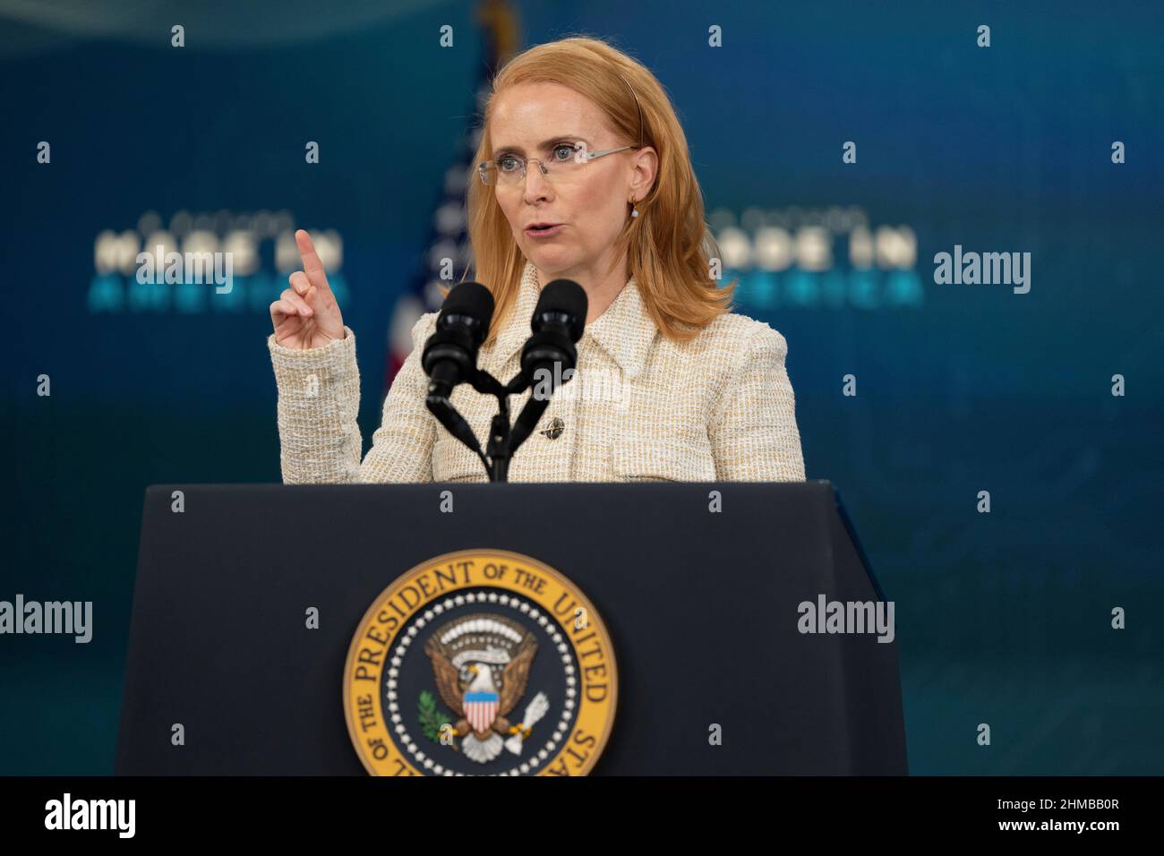 Tritium CEO Jane Hunter announces the creation of a network of electric ...