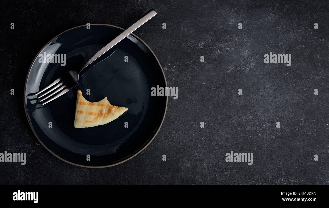 Empty plate hunger hi-res stock photography and images - Alamy