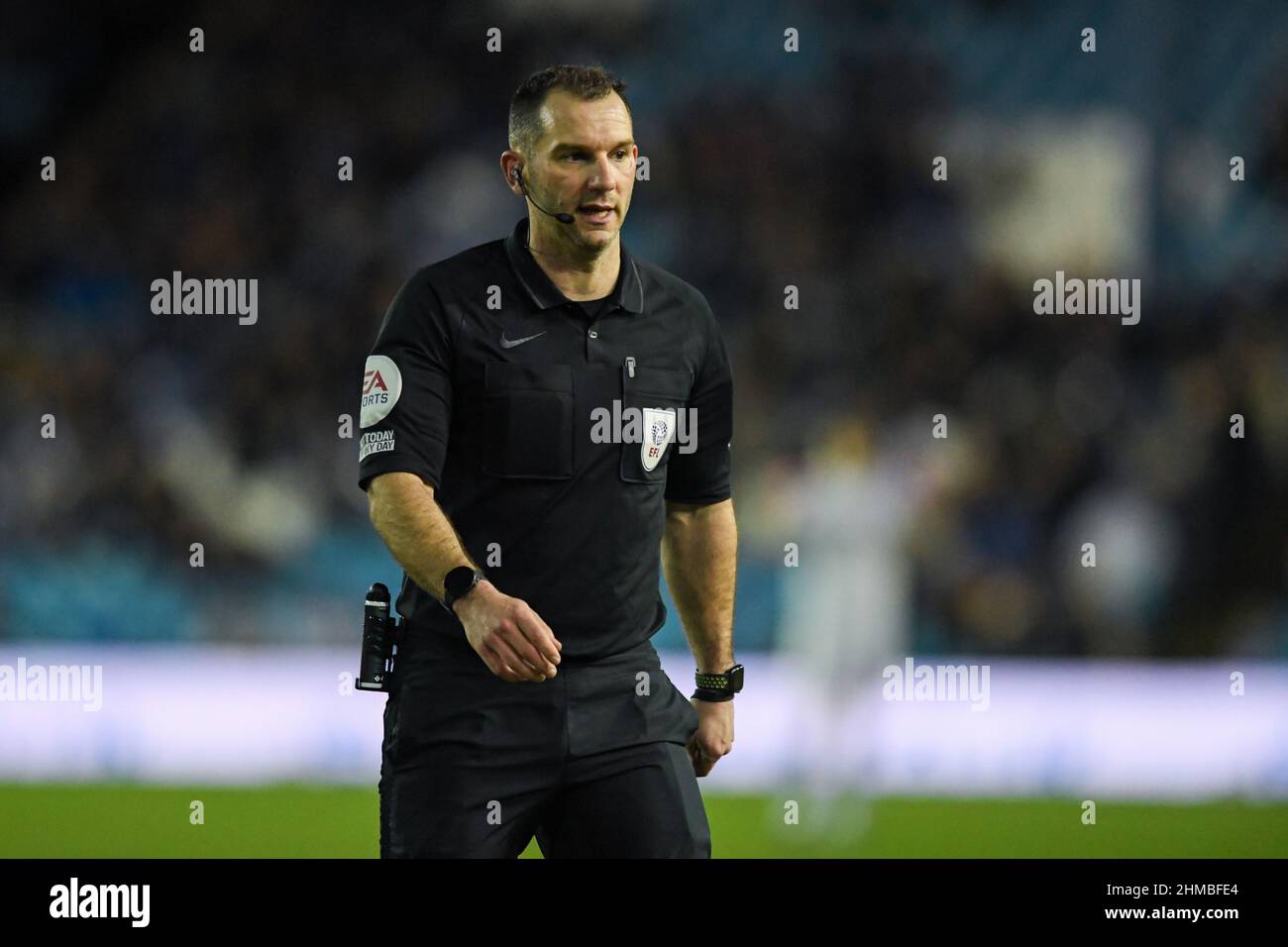 Referee Tim Robinson in action during the game Stock Photo - Alamy