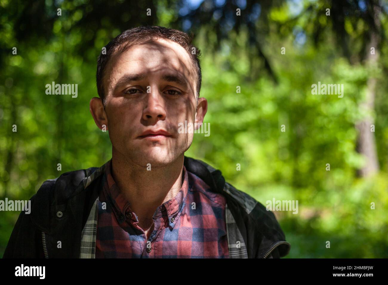 Rugged handsome man face hi-res stock photography and images - Alamy