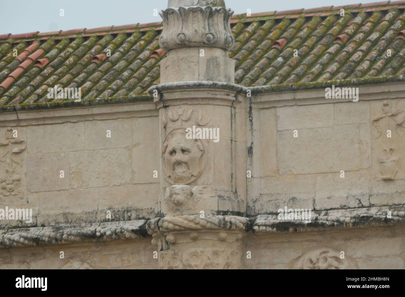 Fluted towers hi-res stock photography and images - Alamy