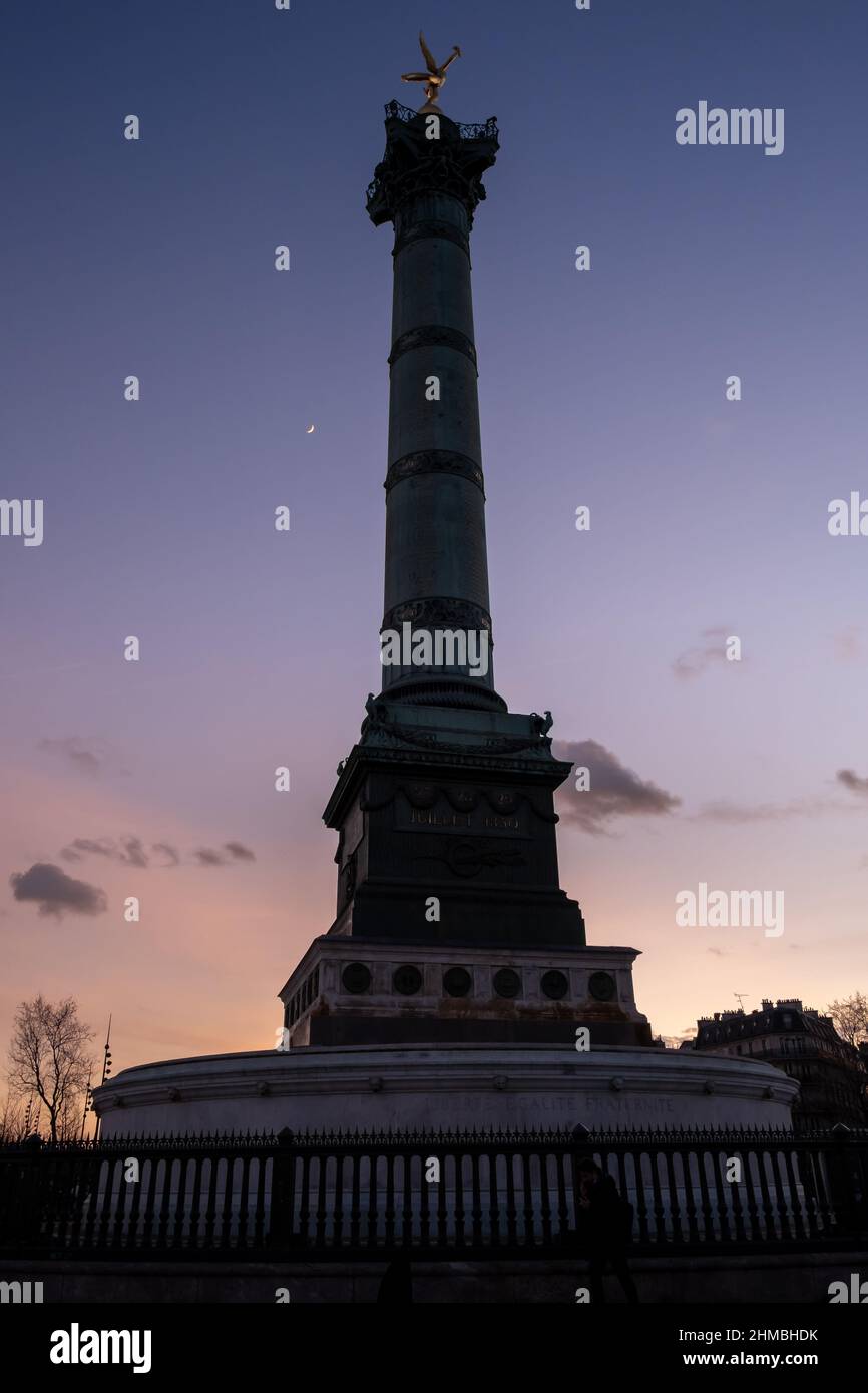 July Column on the Place de la Bastille at sunset with colorful sky ...