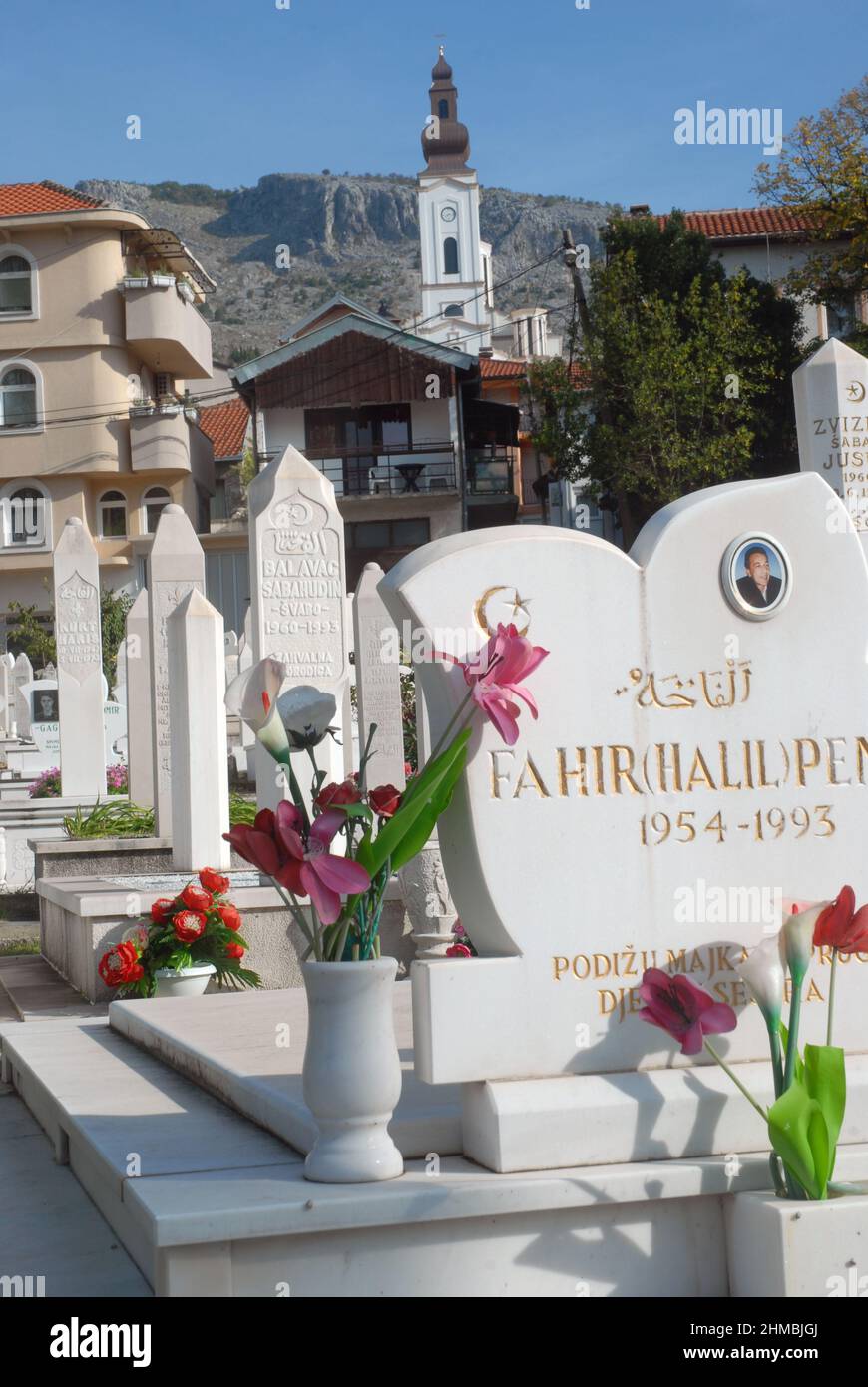 Pravoslavno groblje cemetery hi-res stock photography and images - Alamy