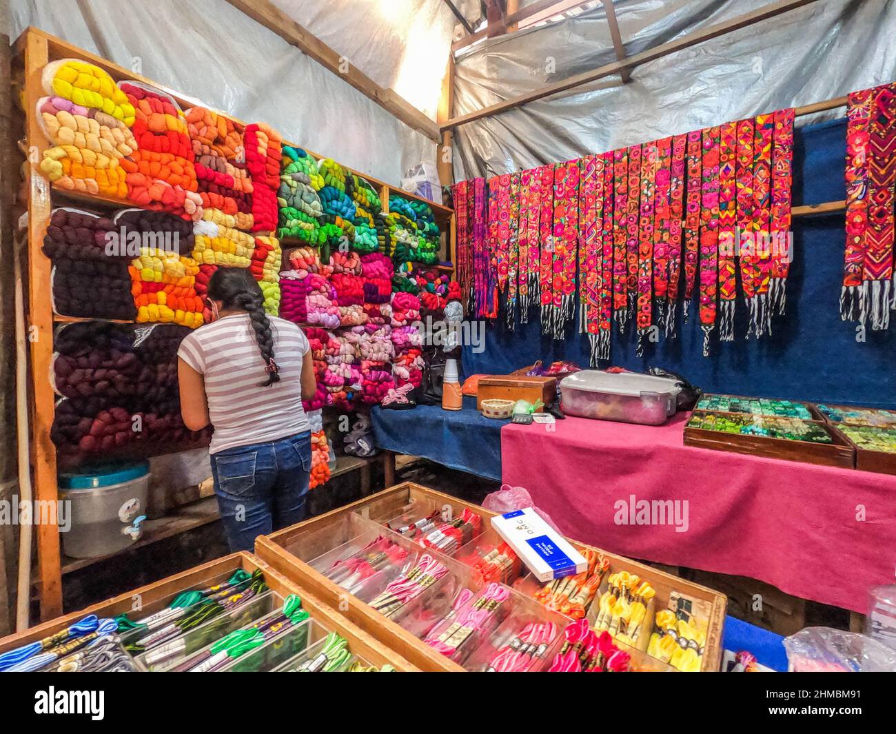Traditional Mayan textiles at the Sunday Market in Chichicastenango ...