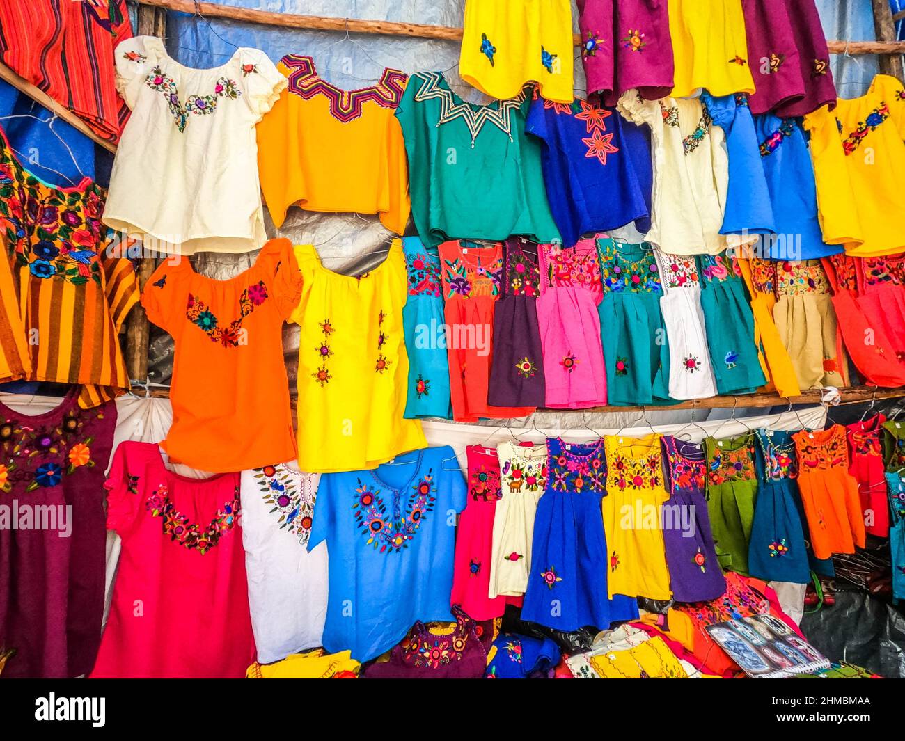 Traditional Mayan textiles at the Sunday Market in Chichicastenango ...