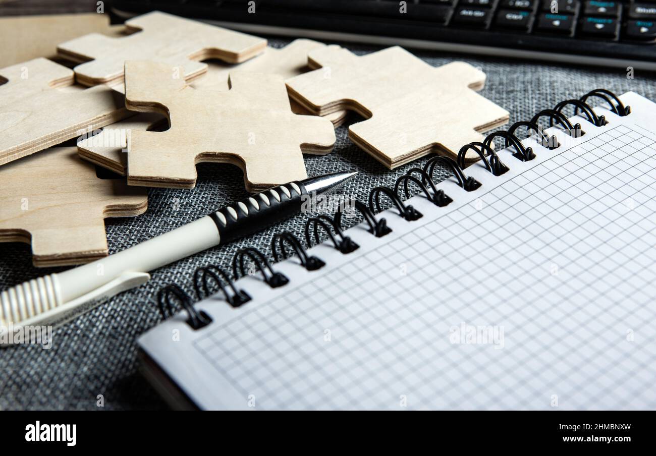 Puzzle computer keyboard hi-res stock photography and images - Alamy