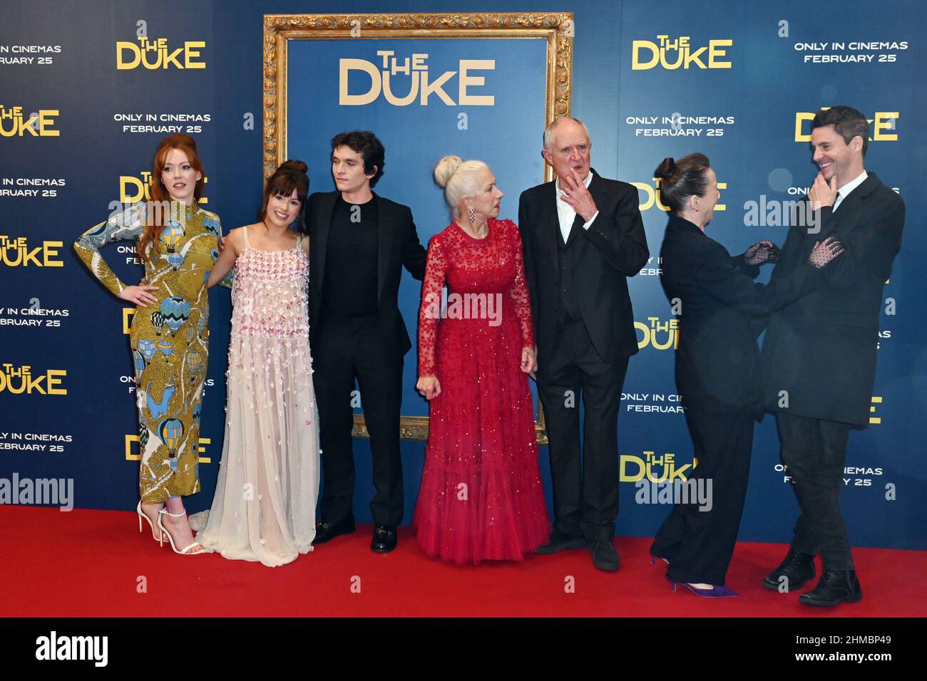 Dame helen maxwell hi-res stock photography and images - Alamy