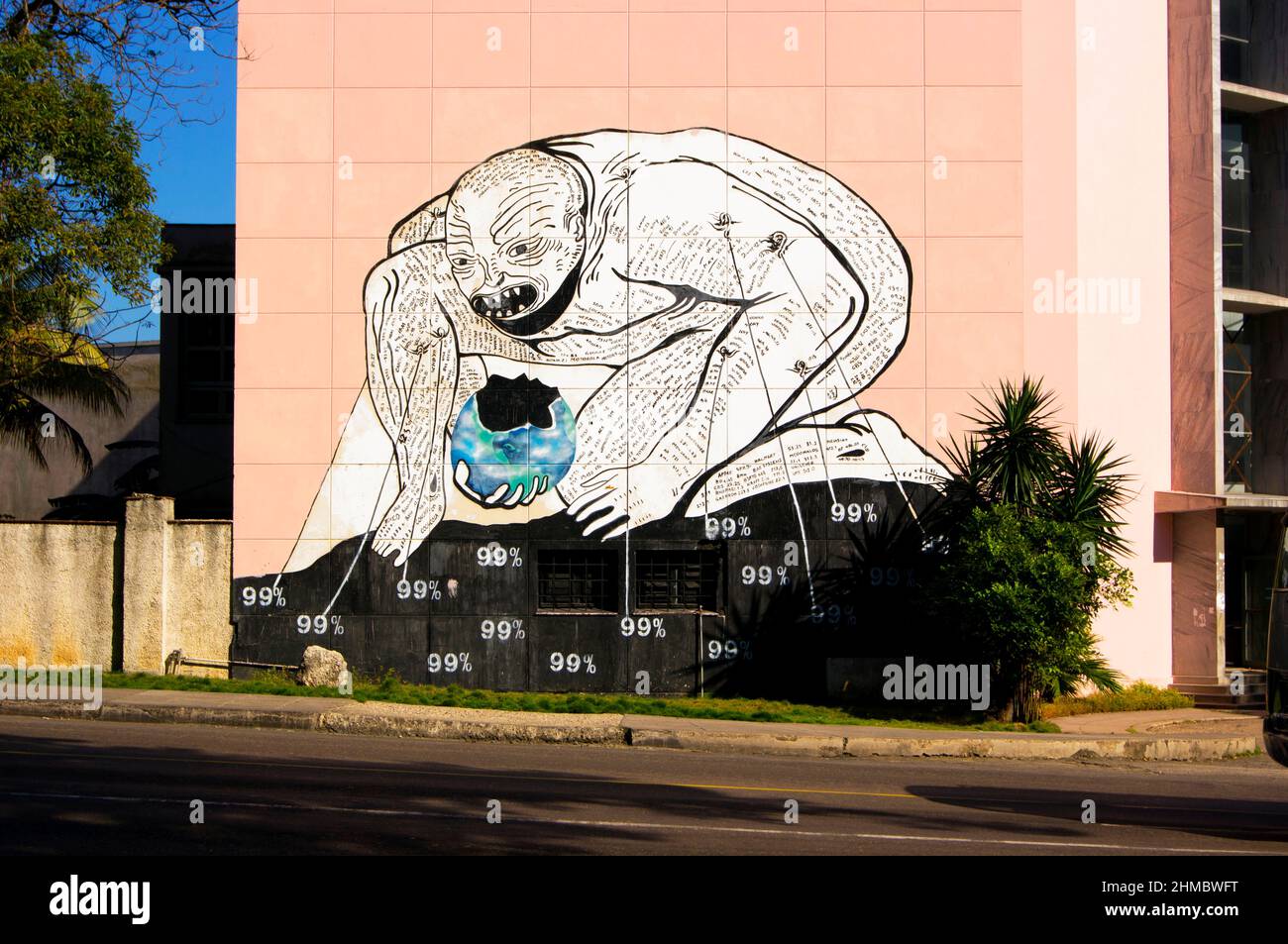 Environmental graffiti in Havana Stock Photo - Alamy