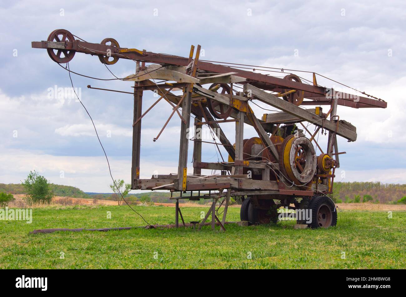 Historic mobile crane Stock Photo - Alamy