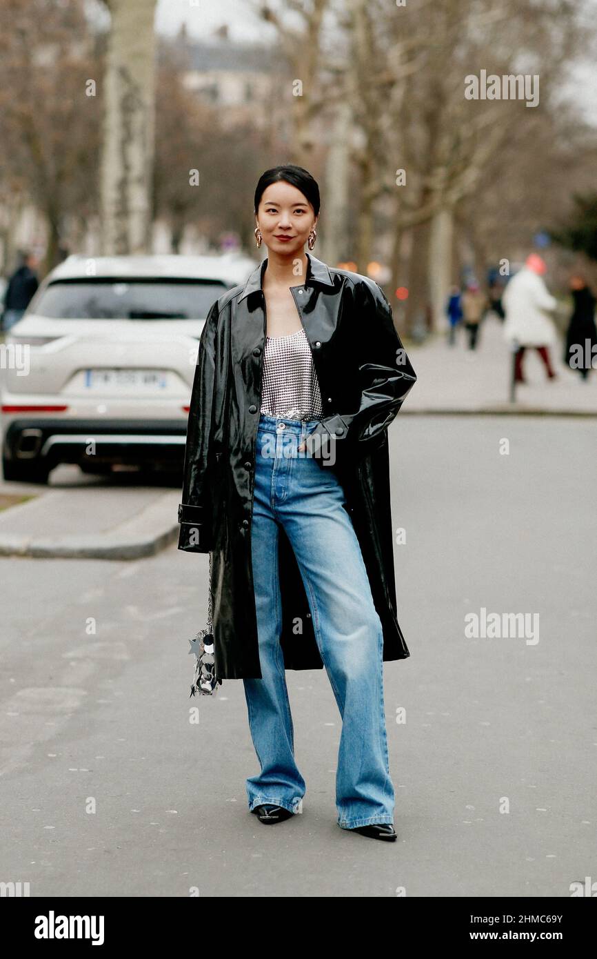 Street style, Meng Mao arriving at Paco Rabanne Fall-Winter 2022-2023 ...