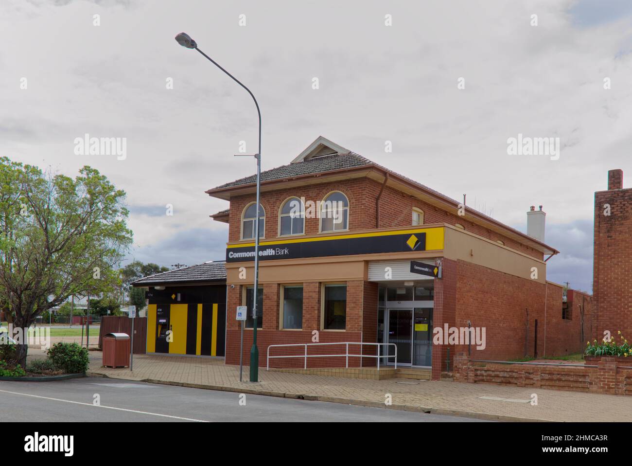 Historic commonwealth bank building hi-res stock photography and images ...