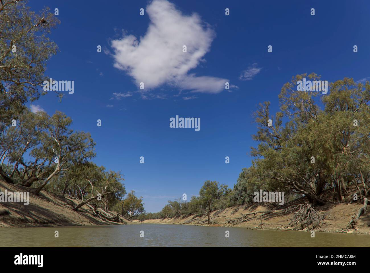 The Darling River in drought times as it passes through Gundabooka ...