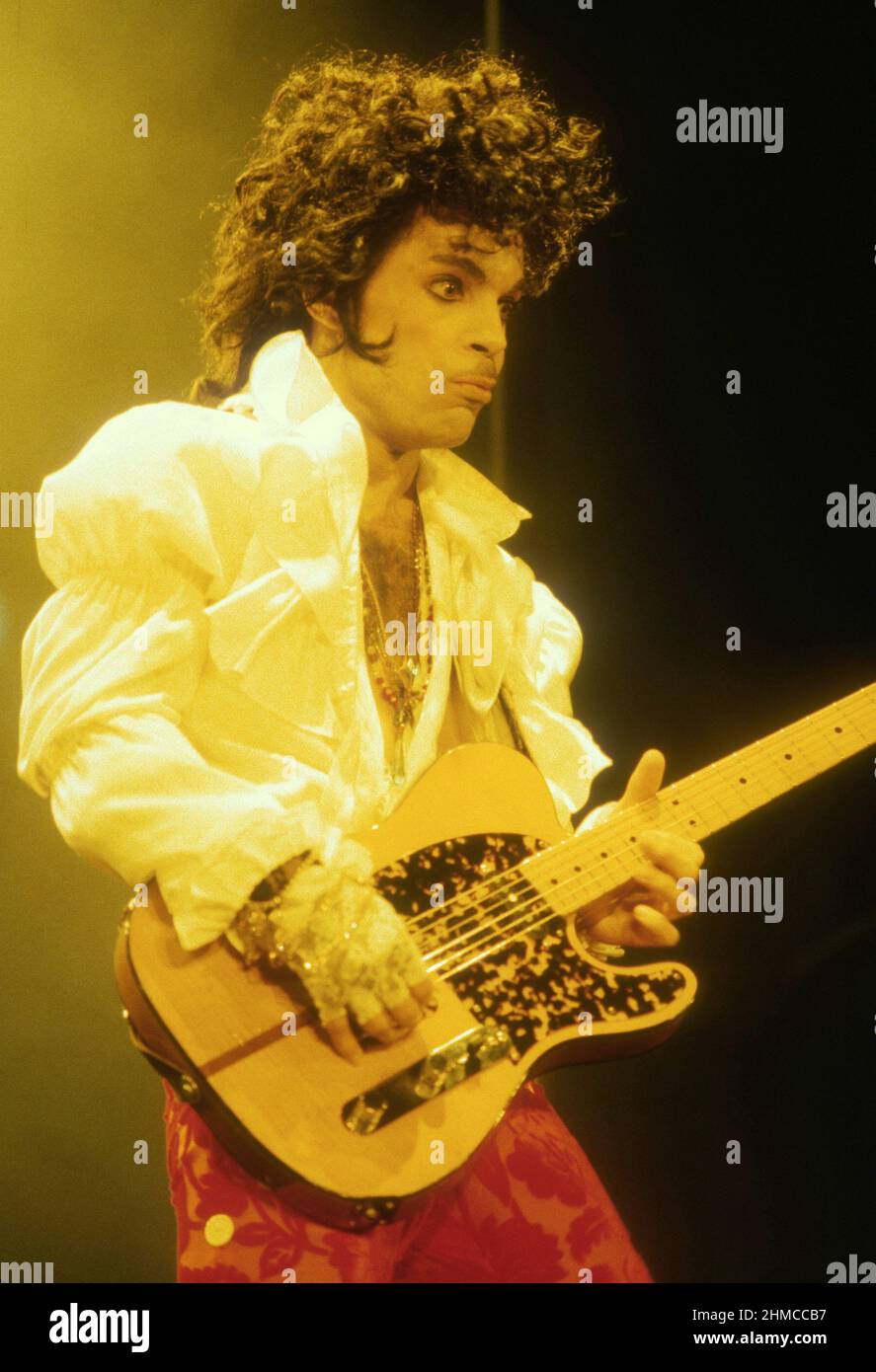 Prince purple rain tour hi-res stock photography and images - Alamy