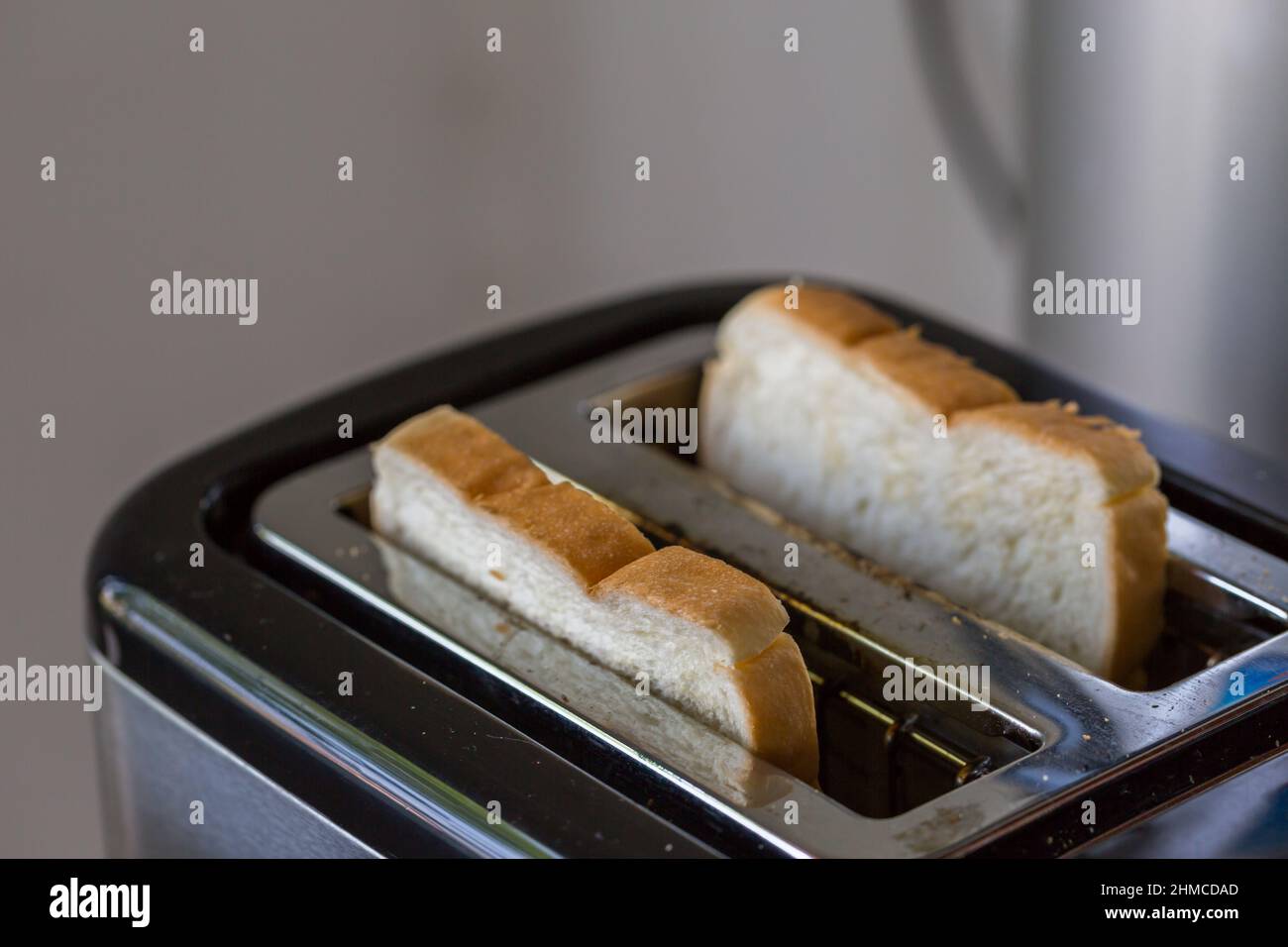 Prepare toasts hi-res stock photography and images - Alamy