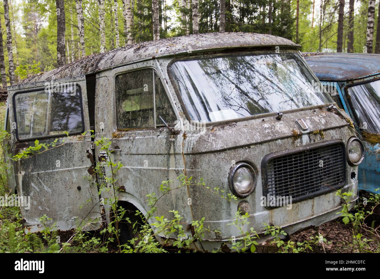 Rusty cars hi-res stock photography and images - Alamy