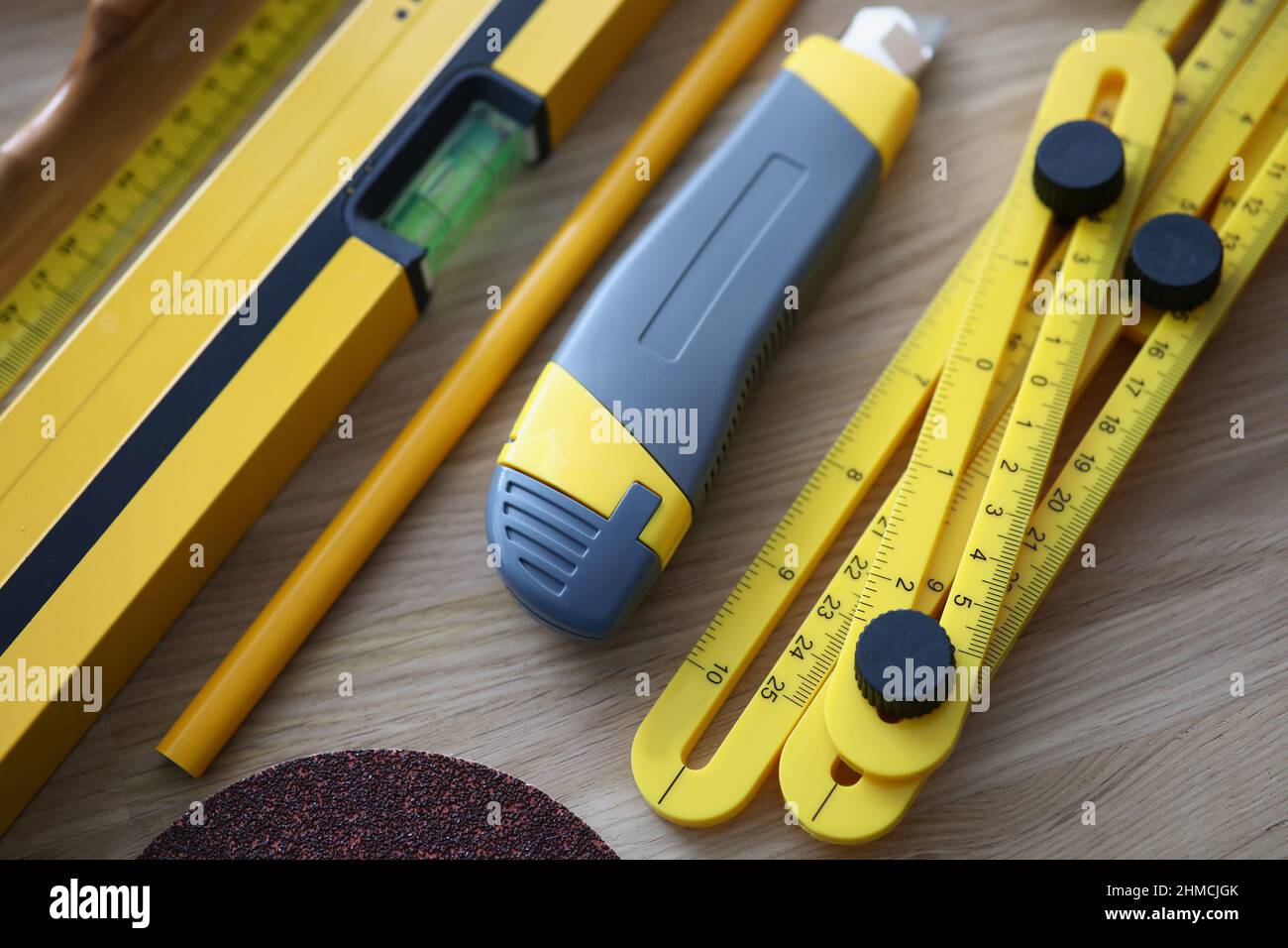 Set yellow construction level hi-res stock photography and images - Alamy