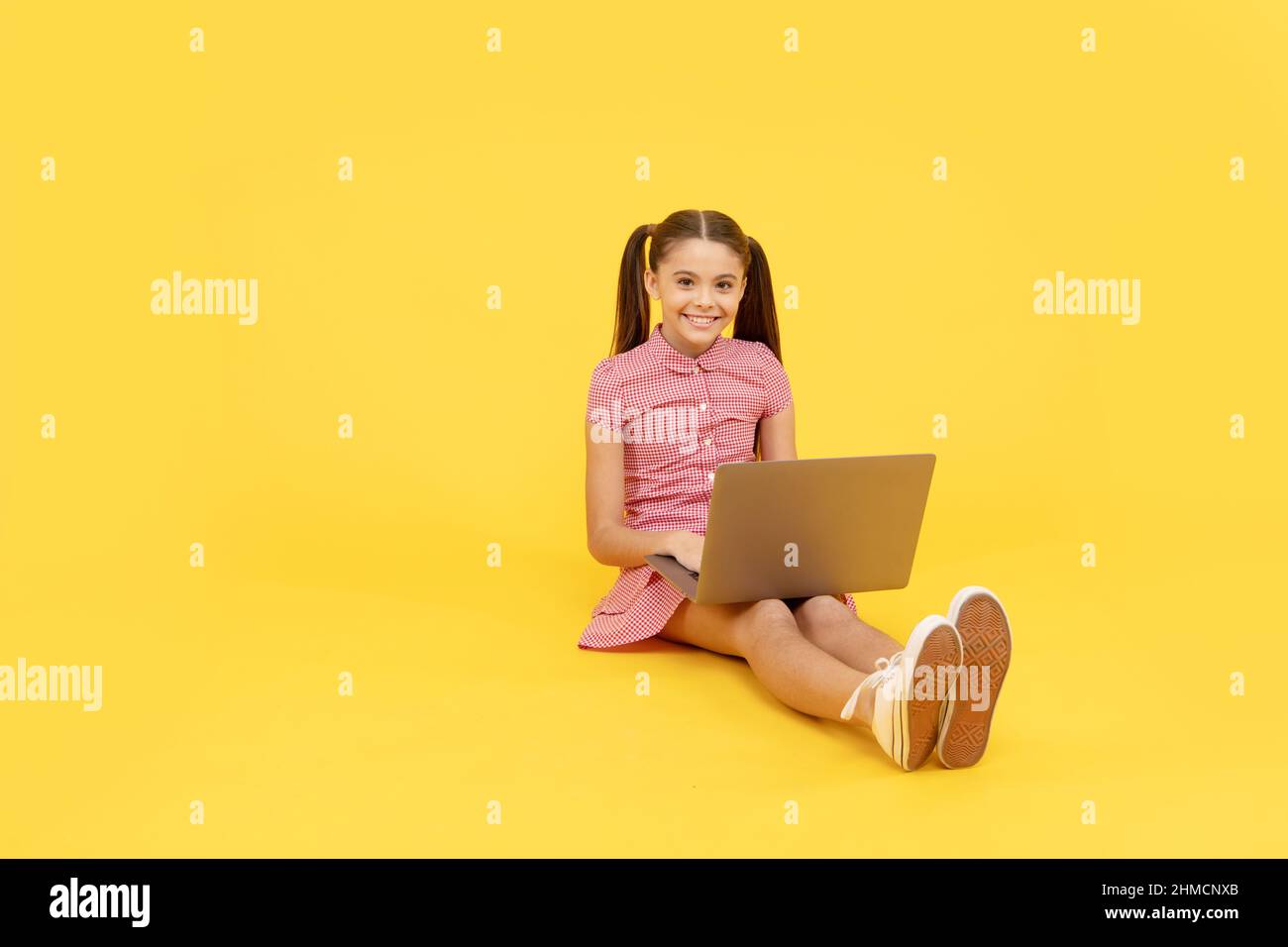 Media schooling hi-res stock photography and images - Alamy