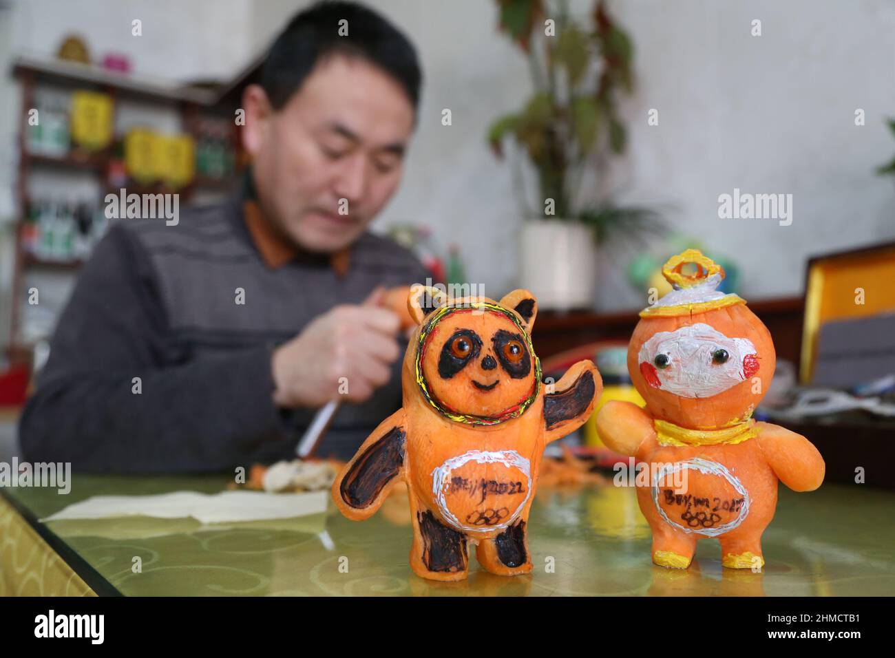 Pingliang, Pingliang, China. 9th Feb, 2022. Veteran soldier Zhou ...