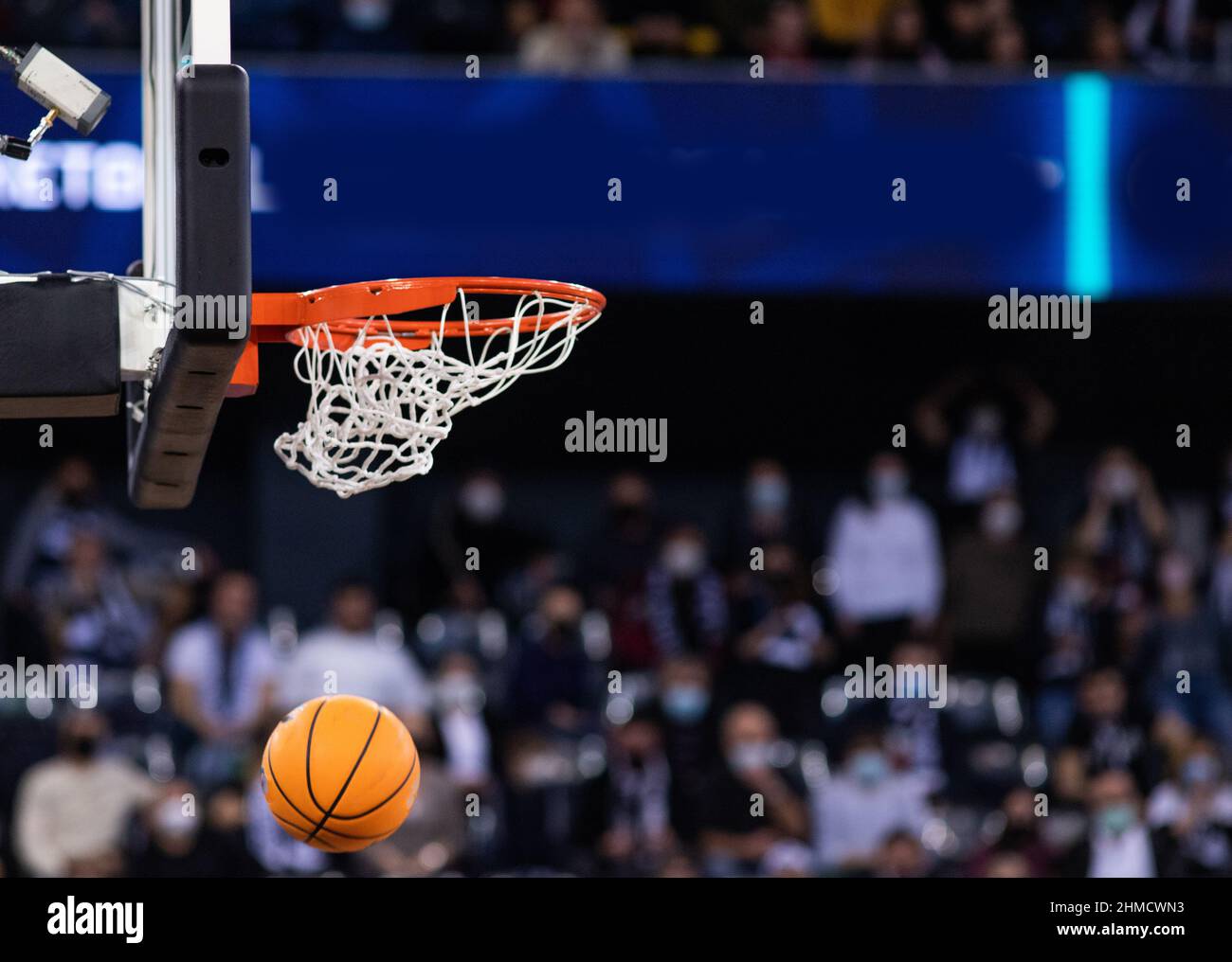 basketball game focus on ball Stock Photo - Alamy