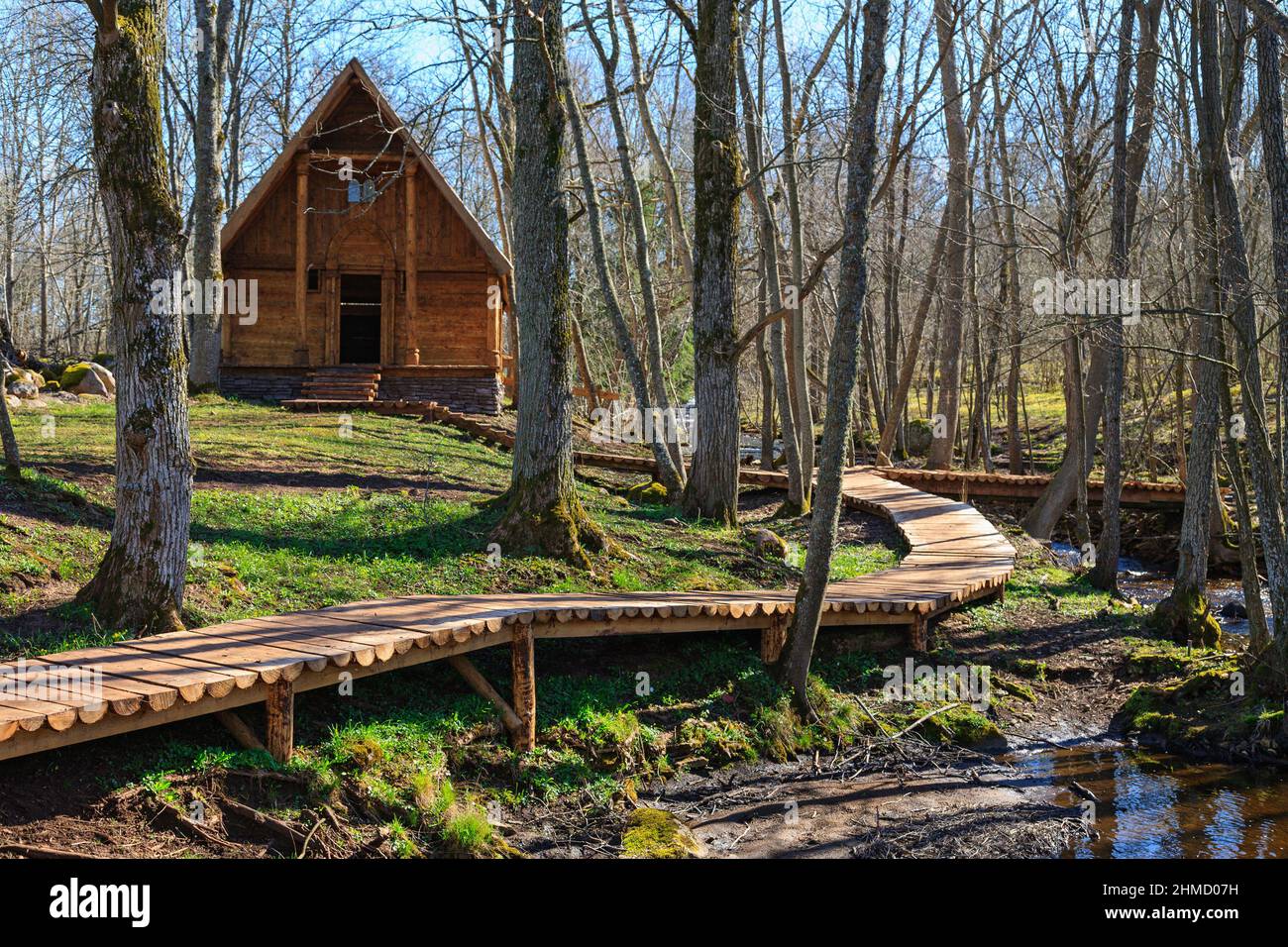 Log footpath hi-res stock photography and images - Alamy