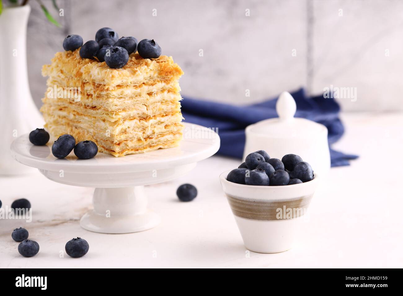 homemade layer cake with fresh berries Stock Photo - Alamy