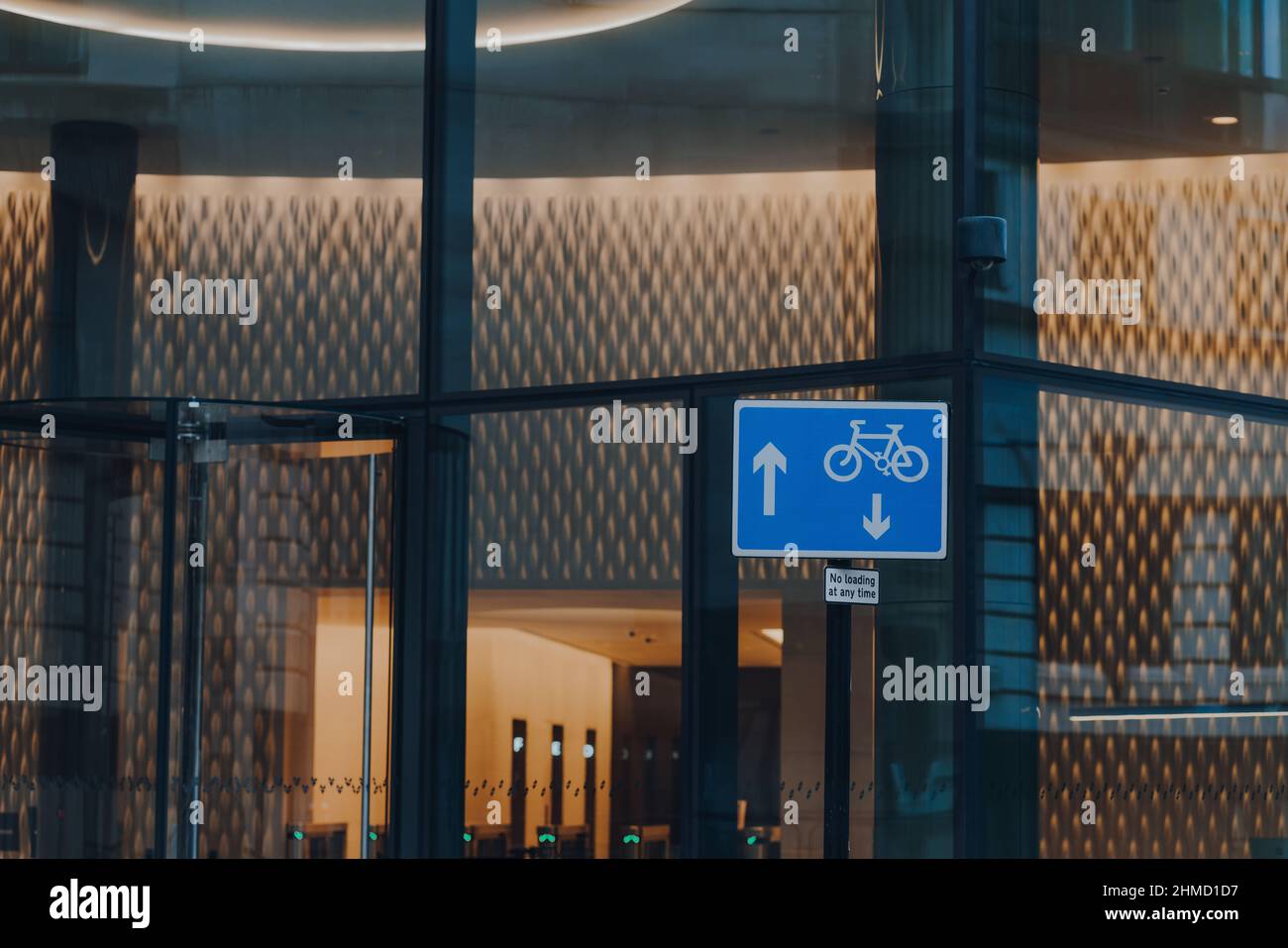 Contraflow cycle lane hi-res stock photography and images - Alamy