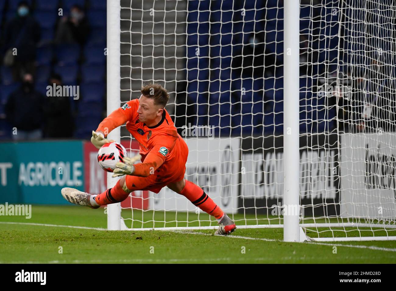 PSG - OGC Nice OGC Nice goalkeeper Marcin Bulka saves Xavi Simons' shot ...