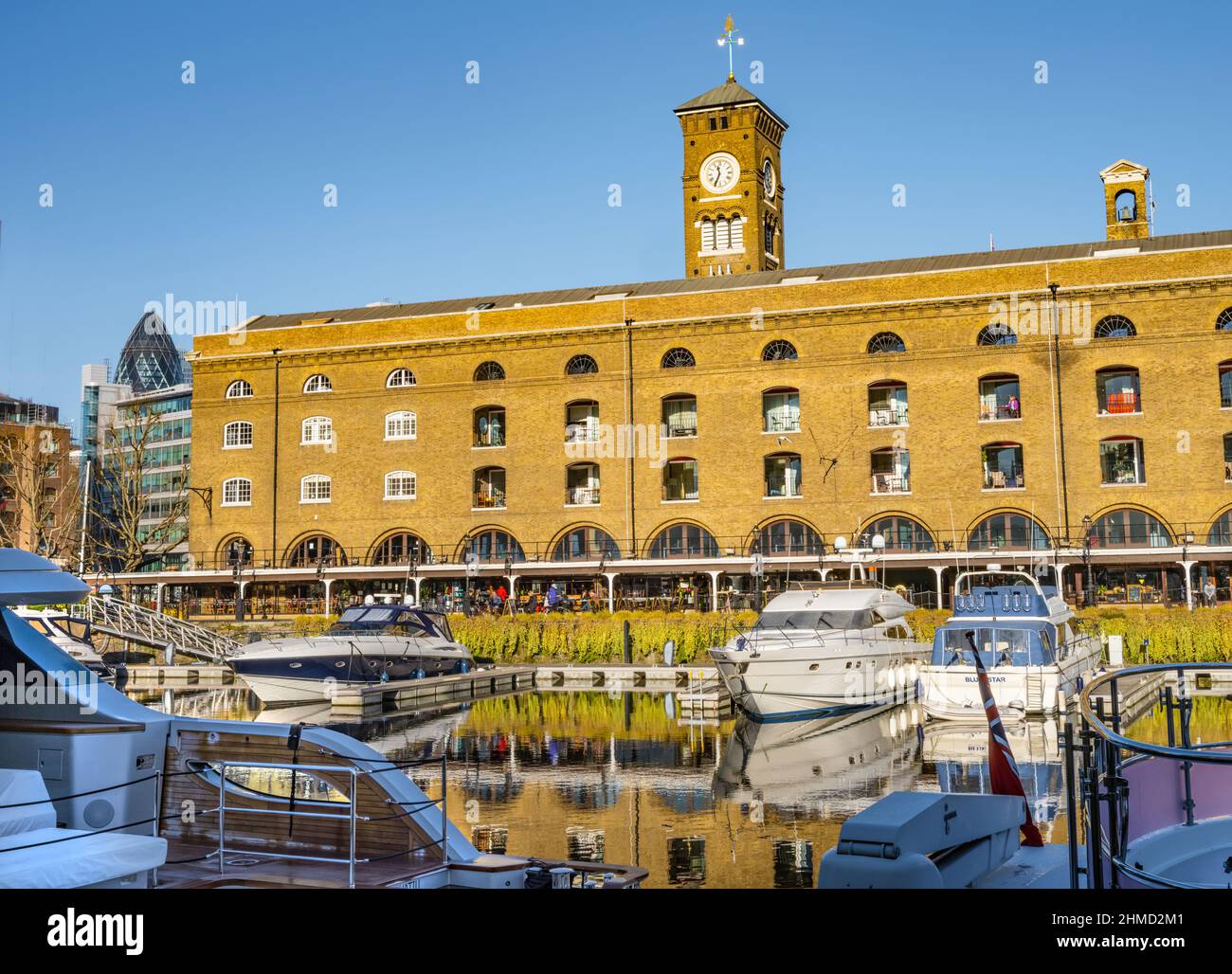 Yachts St Katherine Docks Marina, London. High res 102MP Stock Photo ...