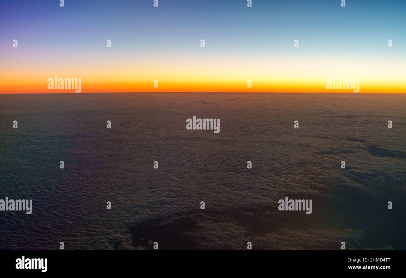 Troposphere hi-res stock photography and images - Alamy