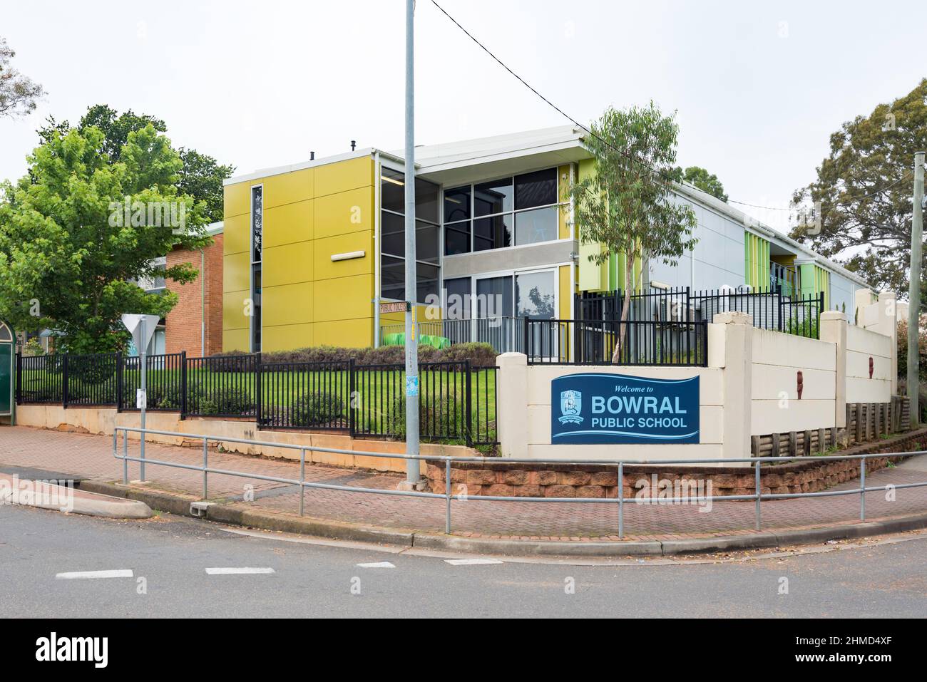 The 2016 multilevel extension of flexible learning rooms at Bowral ...