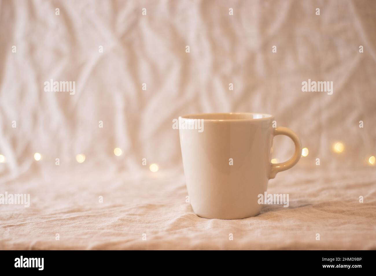 Empty coffee mug hi-res stock photography and images - Alamy